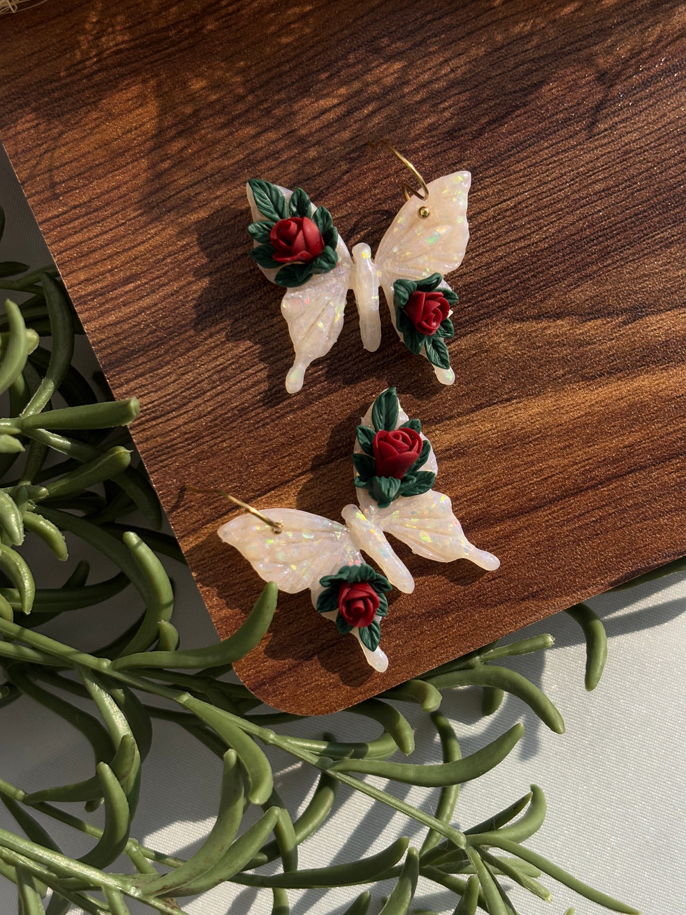 Opal Wings & Red Roses – The Clay Arte